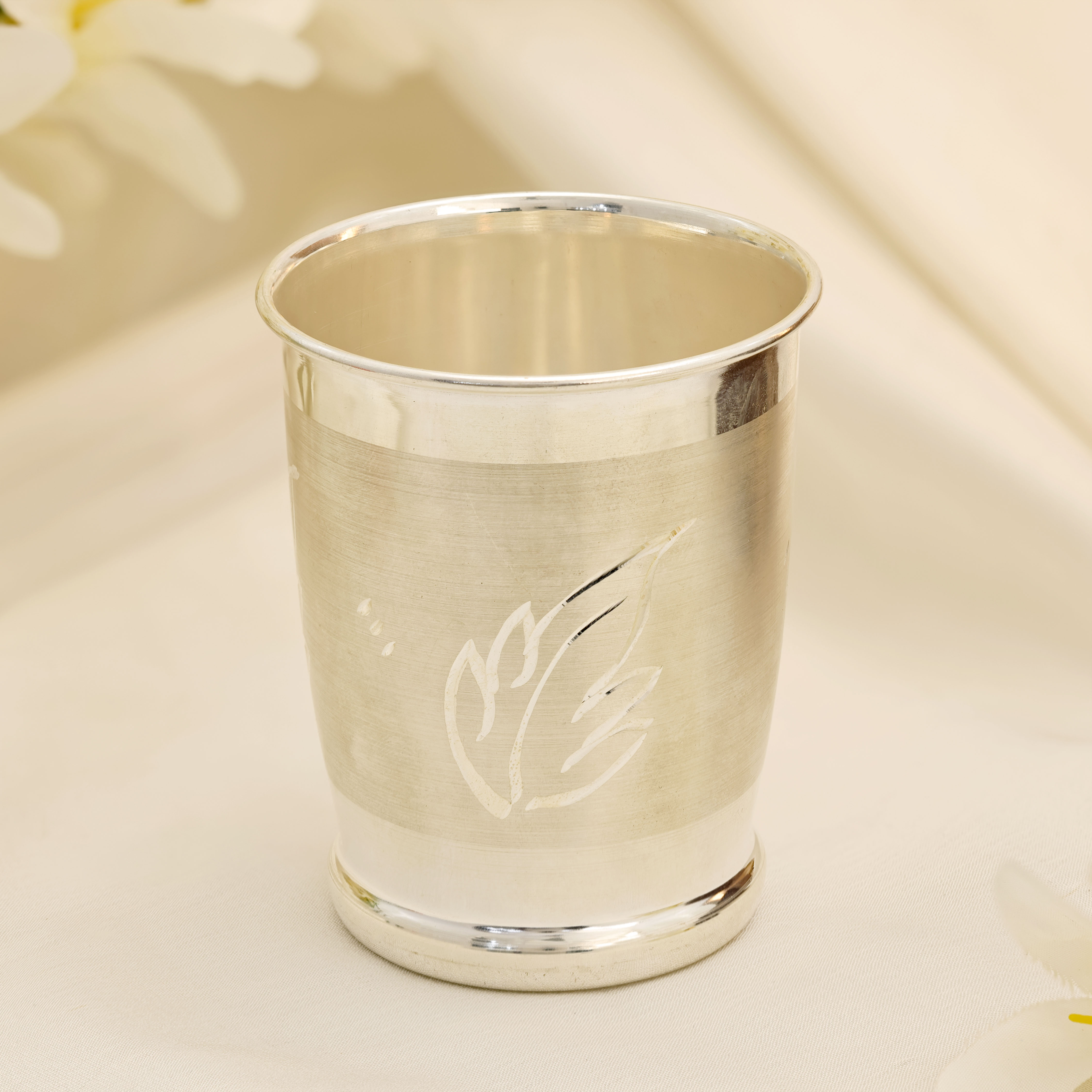 Buy Stylish Leaf Engraved Silver Tumbler | GRT Jewellers