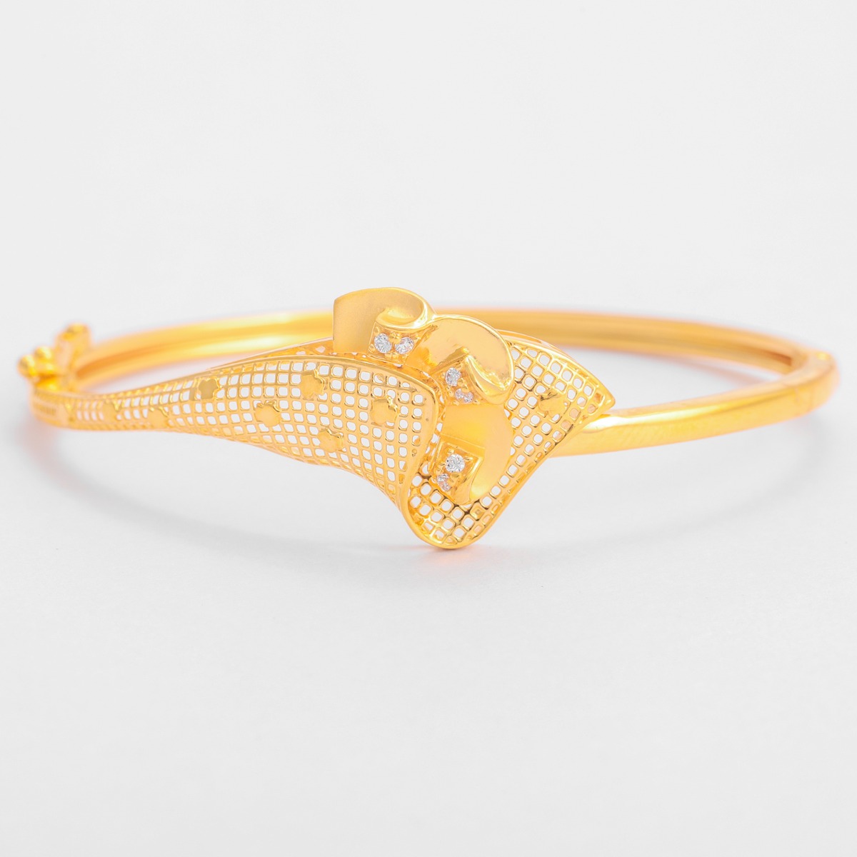 Buy Splendid Mini Floral Gold Bracelet |GRT Jewellers
