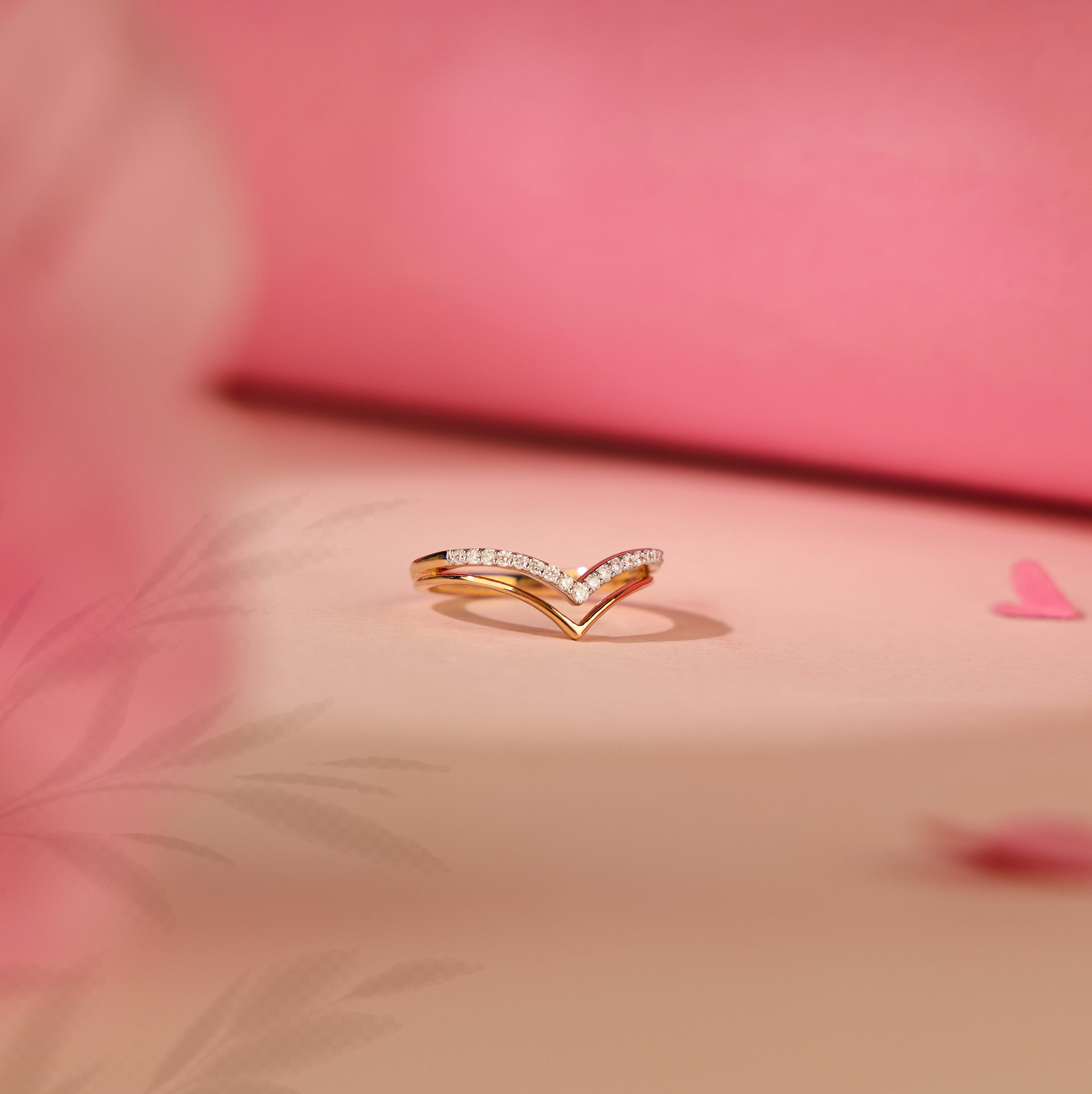 Buy Opulent V Design Diamond Ring |GRT Jewellers