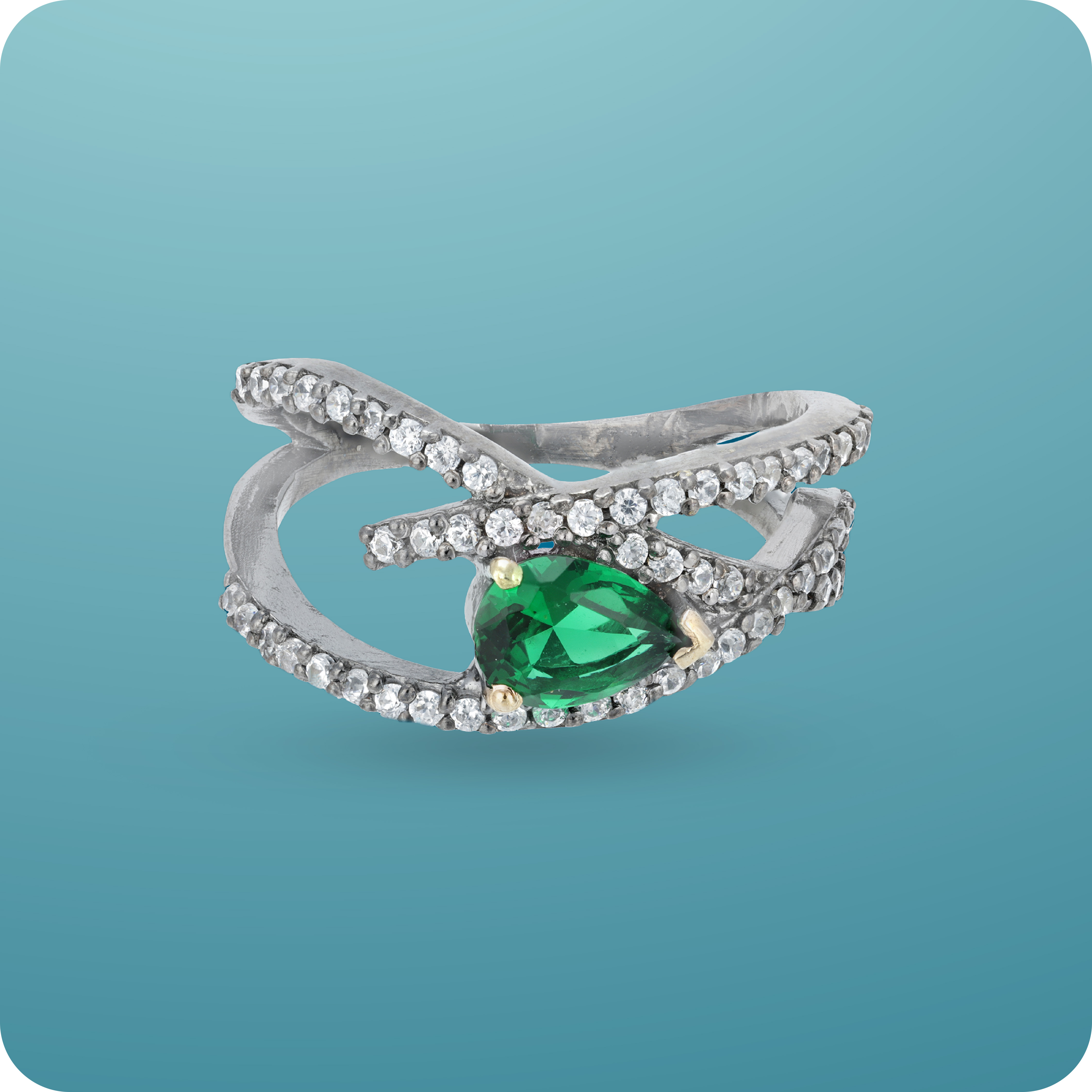 Buy Eye Catching Green Stone Silver Ring |GRT Jewellers