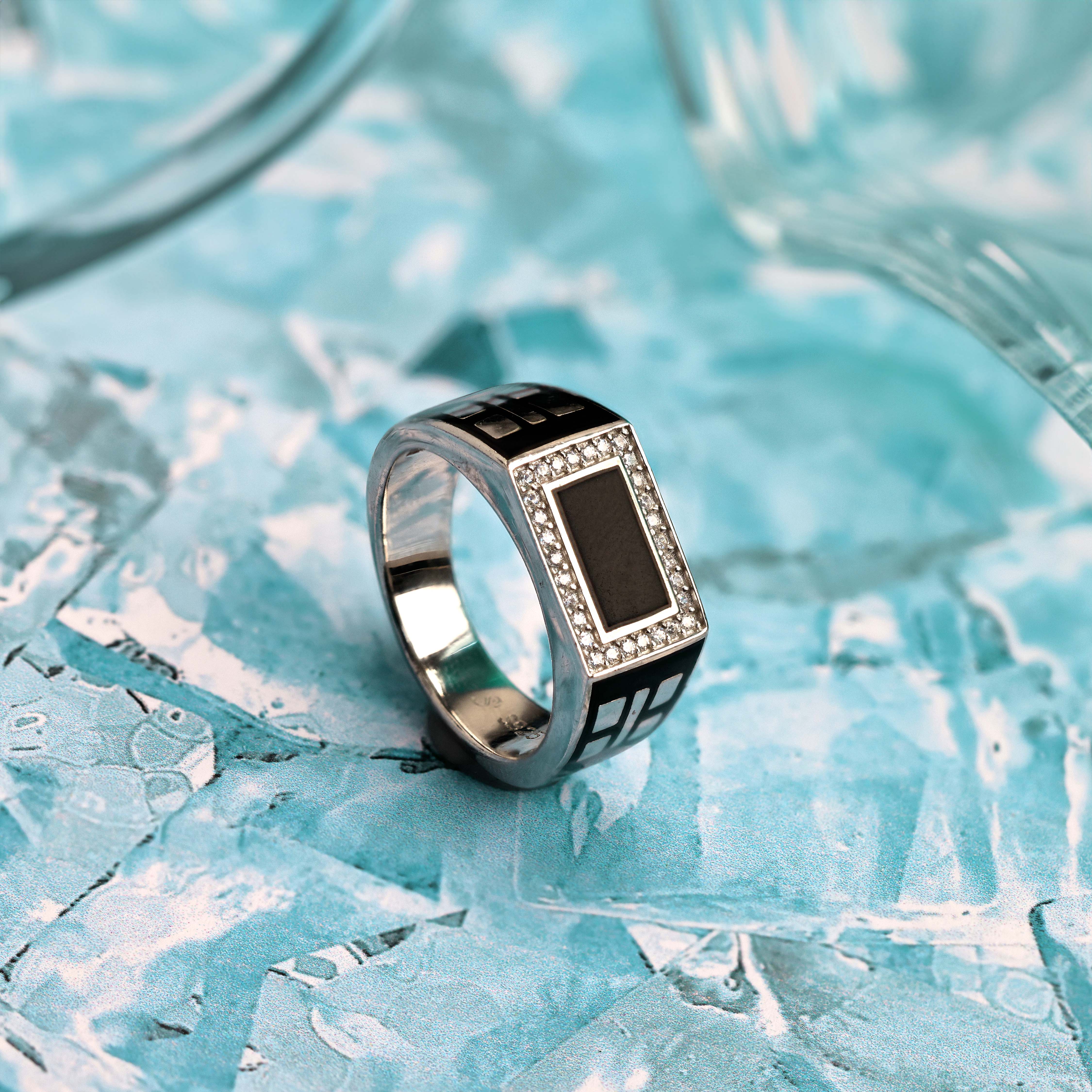 Buy Aesthetics Rectangle Silver Ring|GRT Jewellers