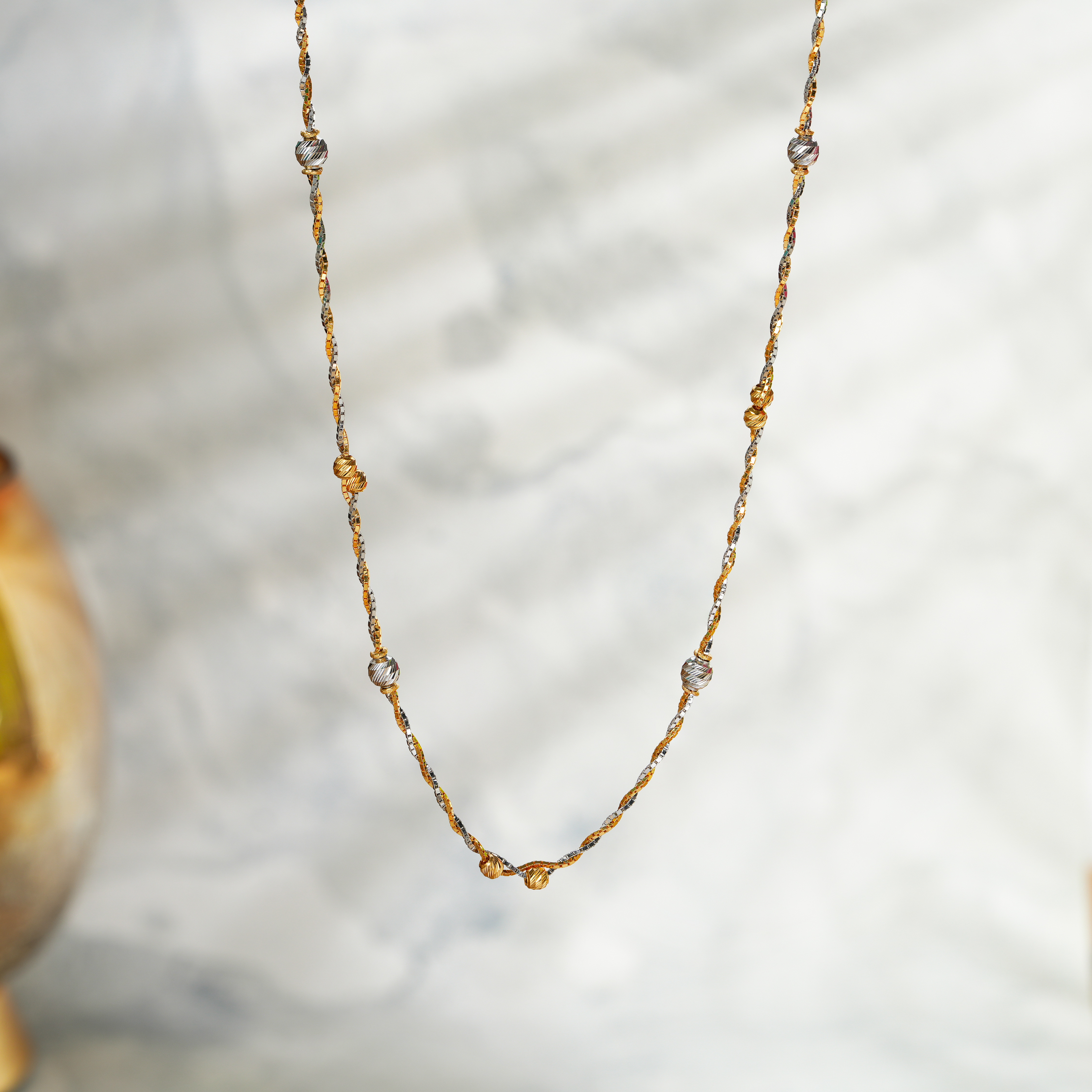 Timeless Orbit Twisted Gold Chain