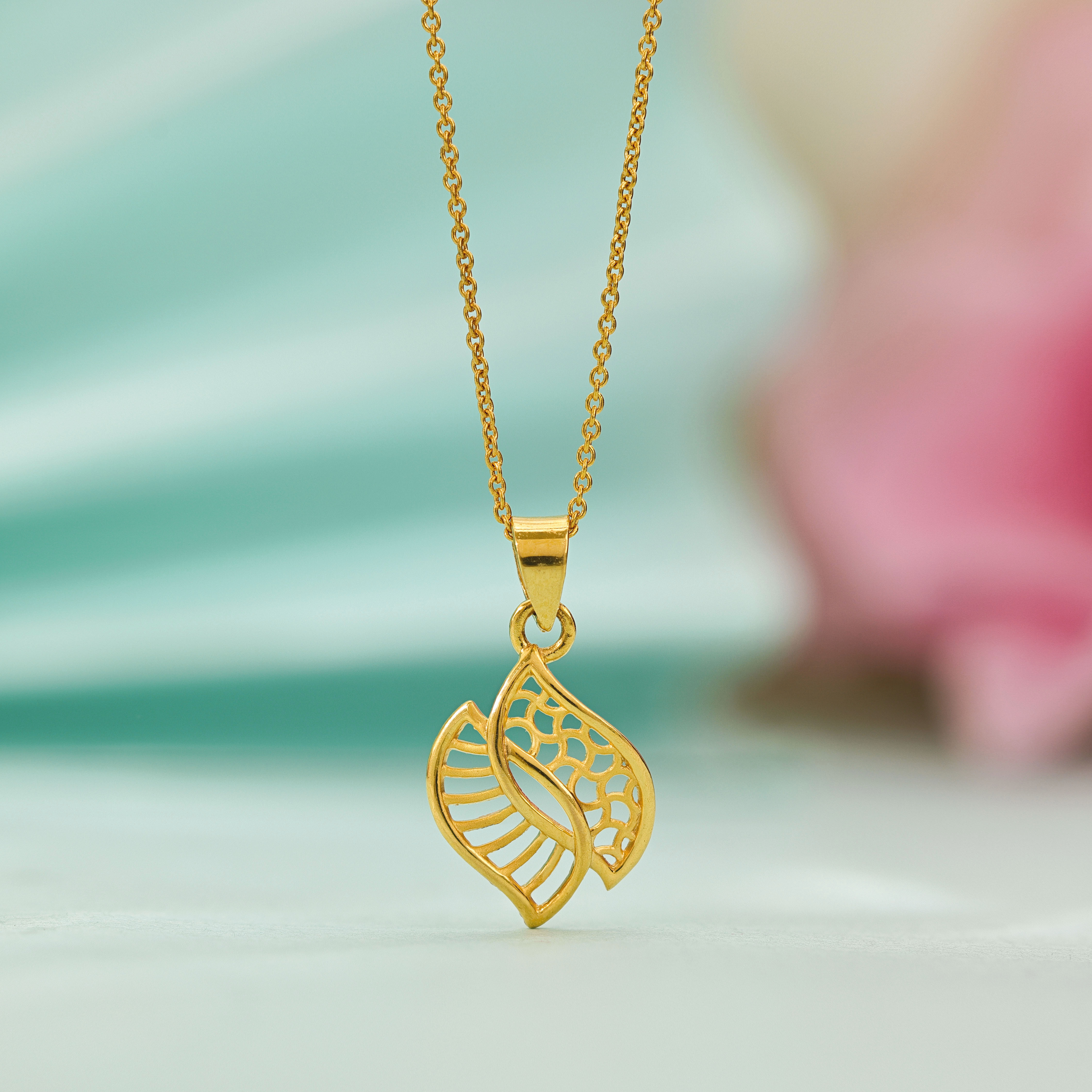 Buy Graceful Harmony Leaf Gold Pendant | GRT Jewellers