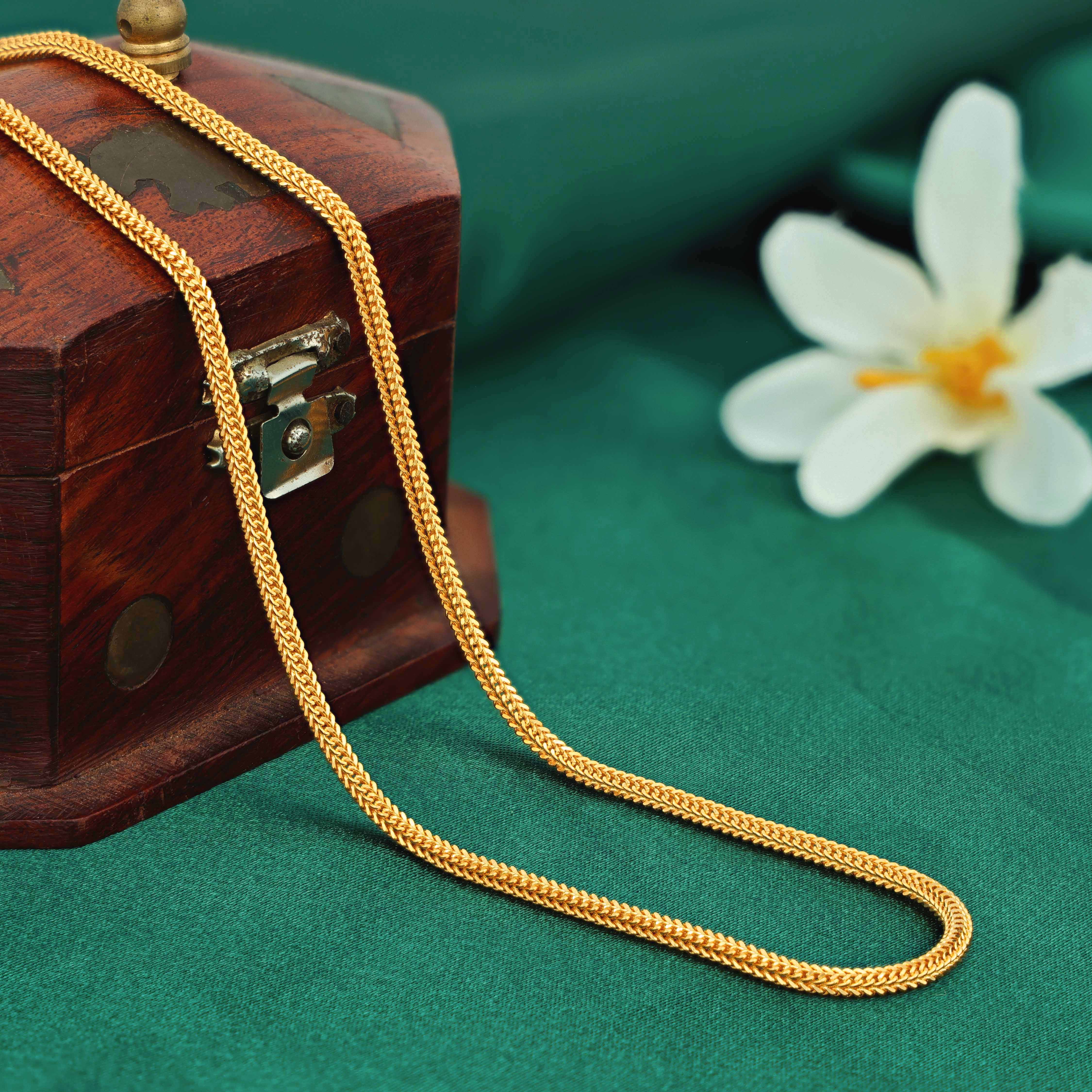 Contemporary Link Gold Chain