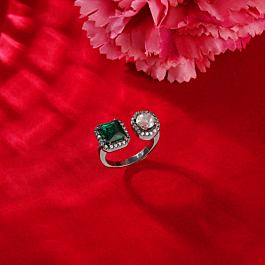 Buy Stylish Green Floral Stone Silver Ring |GRT Jewellers