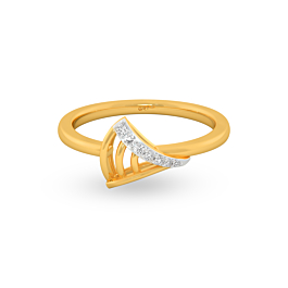 Fancy Sleek Diamond Ring